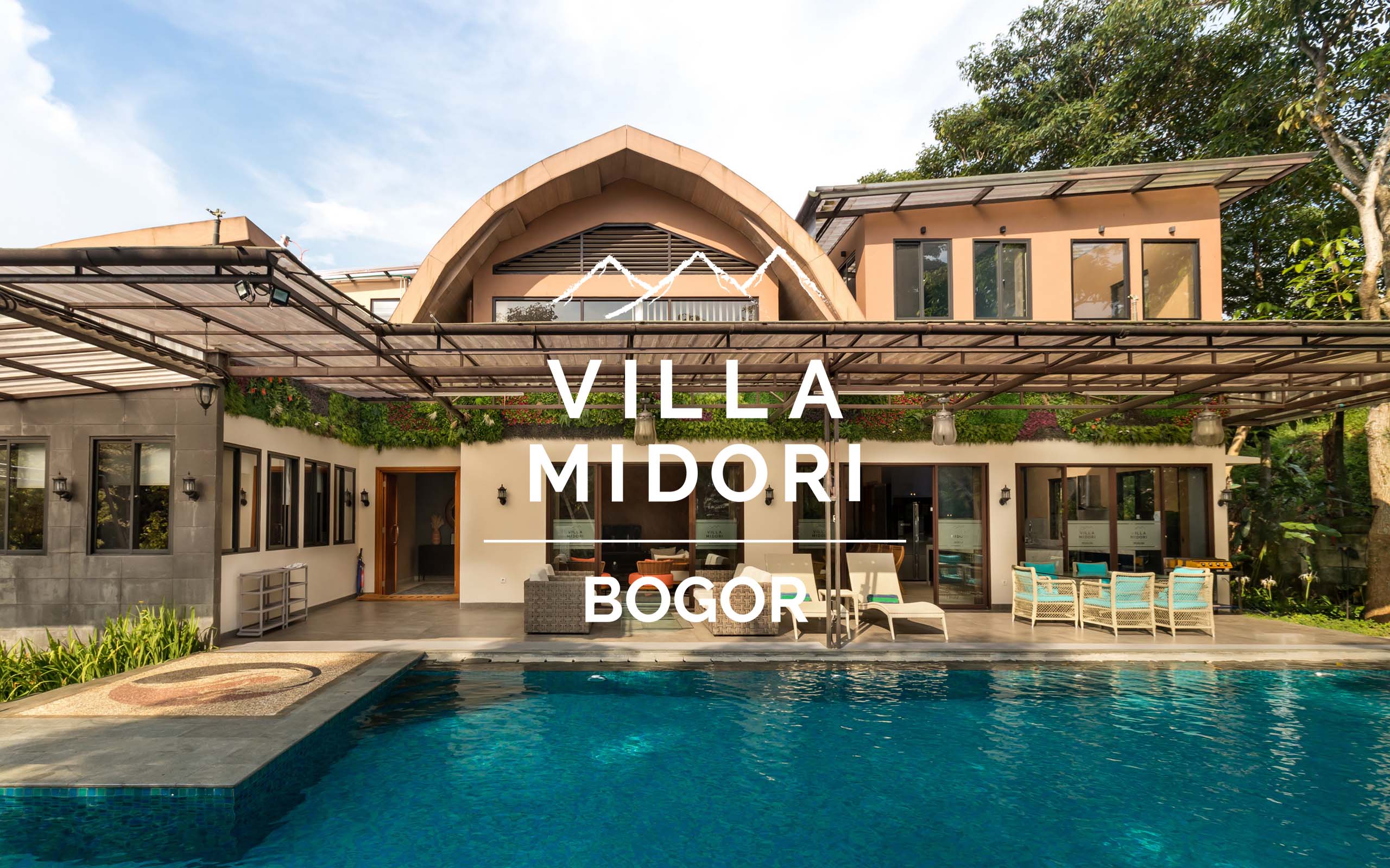 Villa Midori – Eight Bedrooms Luxury Villa, in Bogor